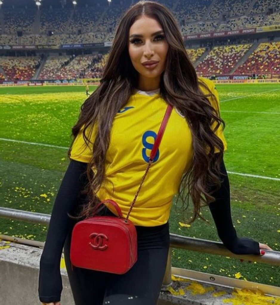 Sarah Prodan și-a uimit fanii cu noul look. Iată cat de frumoasă este ...