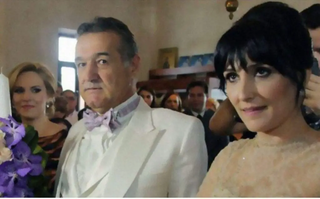Cum a apărut soția lui Gigi Becali la o nuntă de machedoni. Ceilalți ...